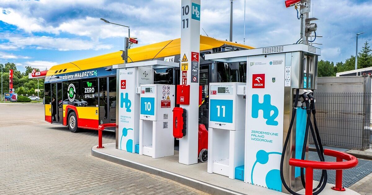 Wodór dla Wałbrzycha - Orlen otworzył nowoczesną stację tankowania ...