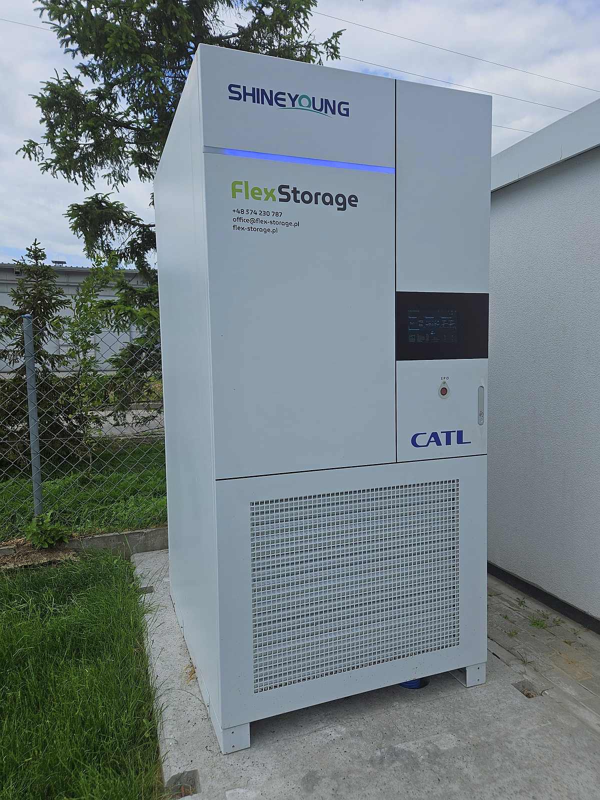 Przemysłowe magazyny energii bez kosztów na start – nowa oferta dla ...